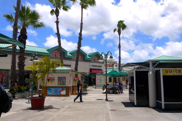 Waikele Premium Outlets – Aloha BRANDING